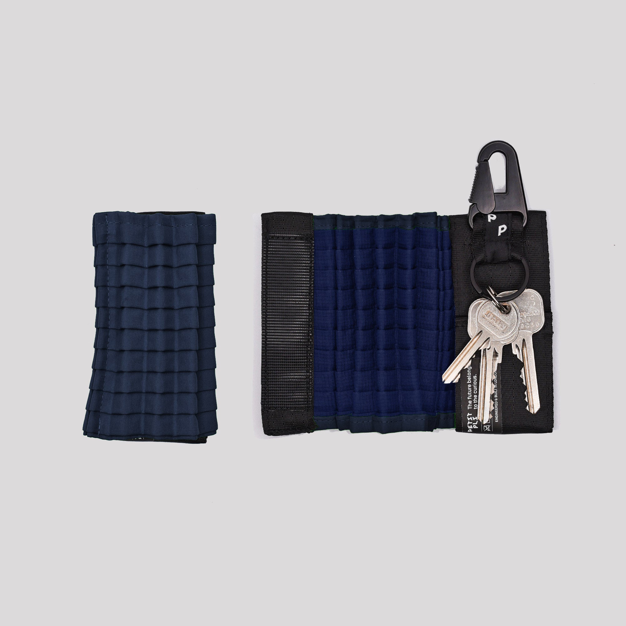 Key Holder With Keychain & Carabiner Clip - Petit Pli